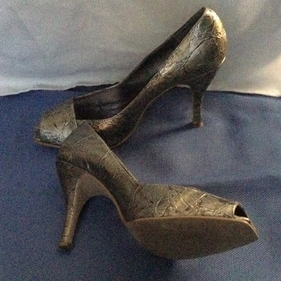 Rampage | Shoes | Croc Embossed Peeptoe Pumps | Poshmark
